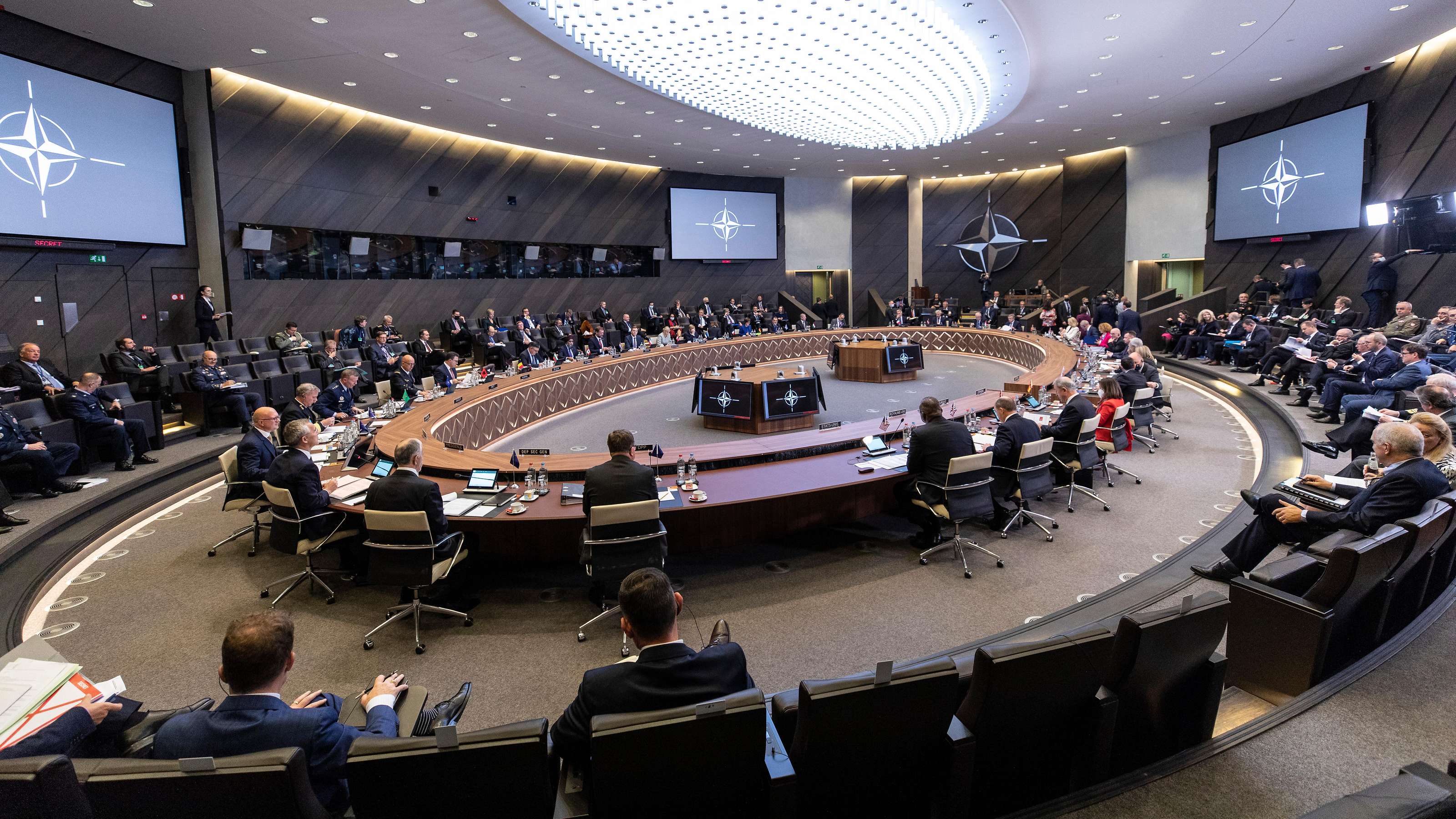 NATO-Verteidigungsminister stärken Verteidigungsplanung und Abschreckung NATO-Verteidigungsminister stärken Verteidigungsplanung und Abschreckung