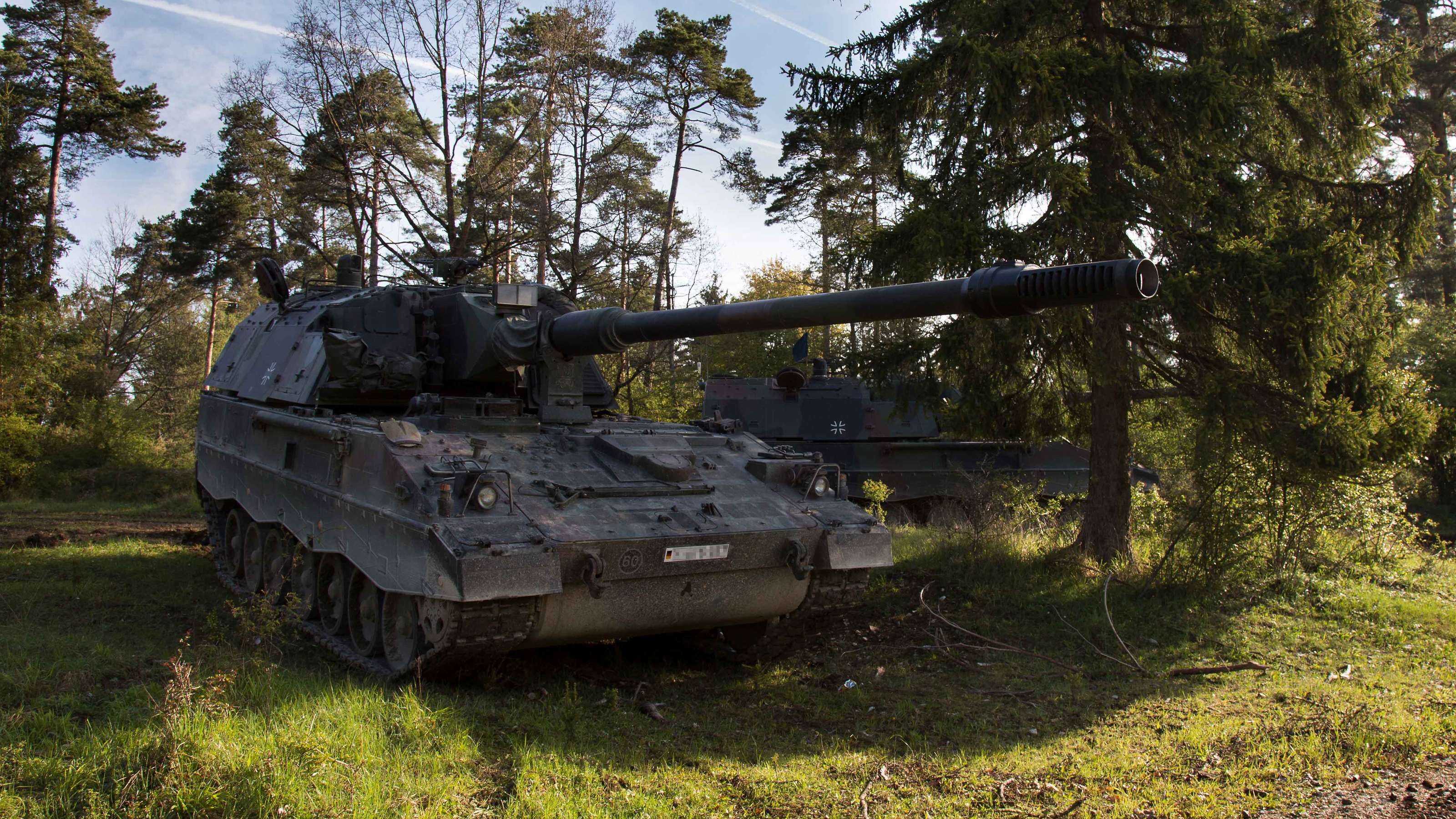 Neue Panzerhaubitzen 2000 für die Truppe