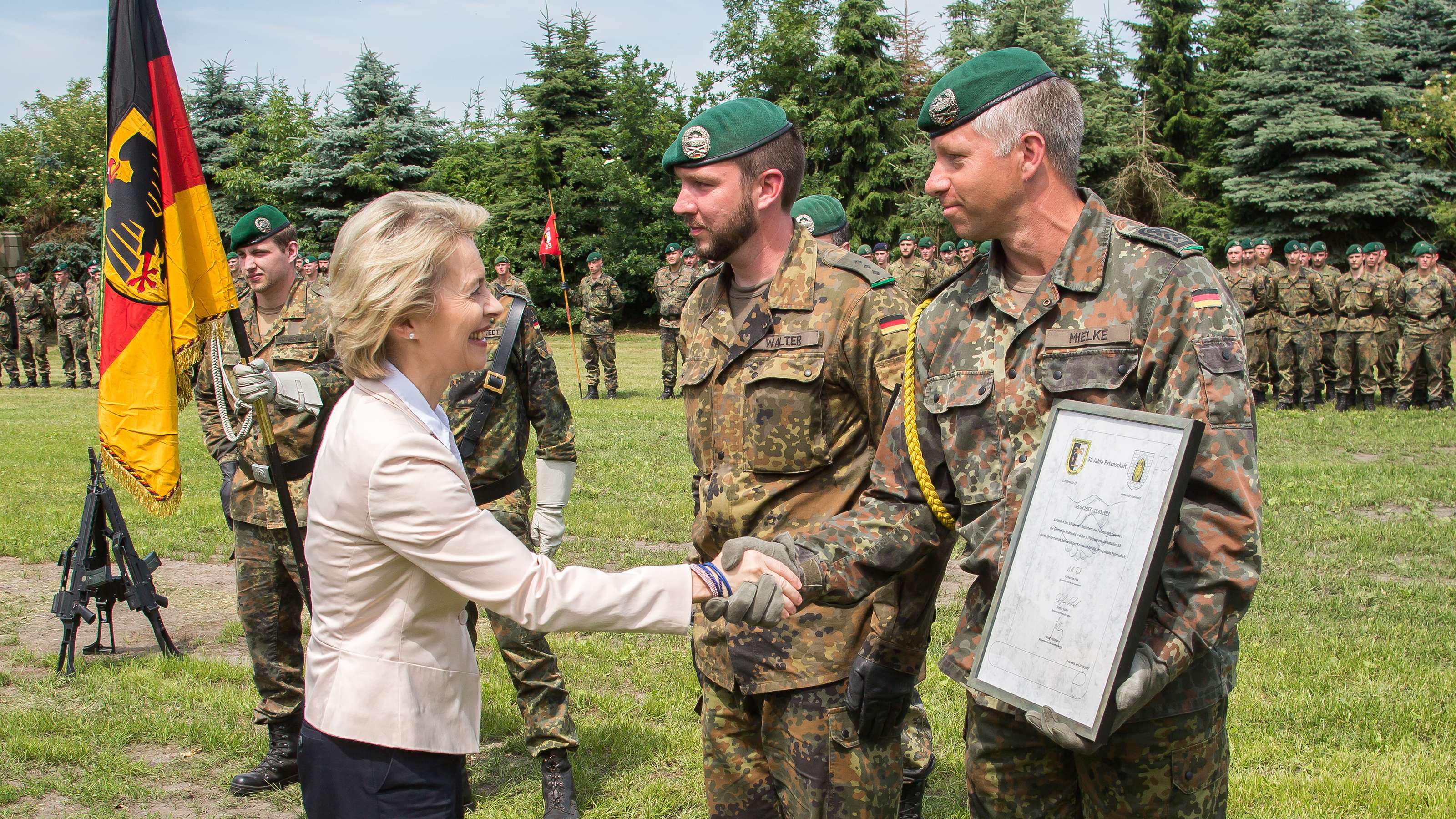 Ursula von der Leyen besucht Festakt in Rodewald
